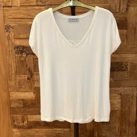 Kettlewell | Tops | Kettlewell Cara Soft White Tee | Poshmark